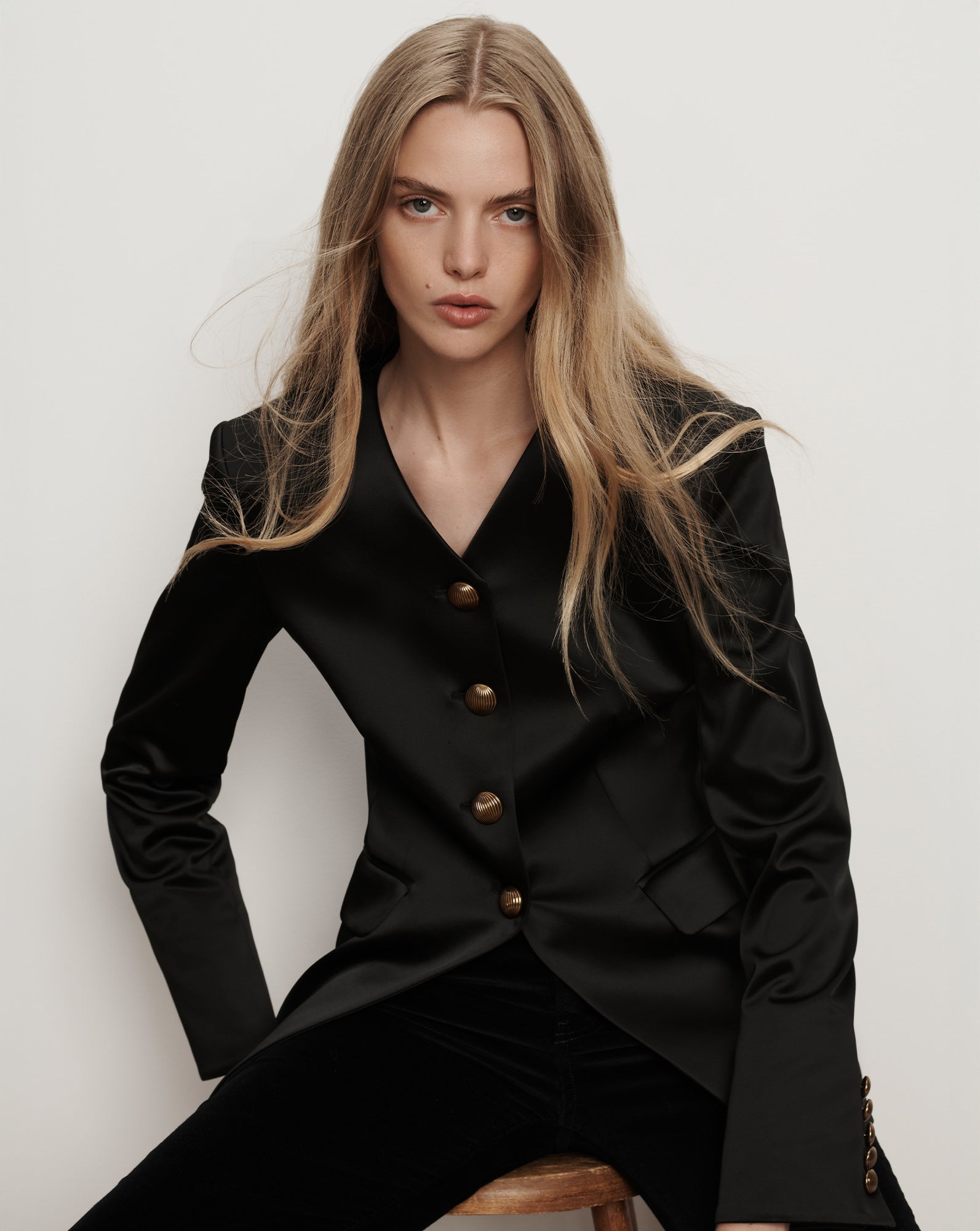 Cynthia Satin Tailored Jacket – Sultre Boutique